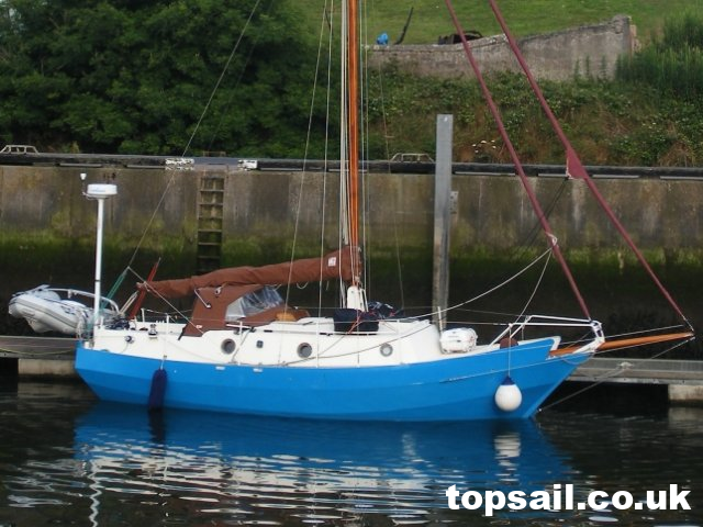 2007 Roberts Spray 28 Archive | Topsail Marine Yacht Brokers